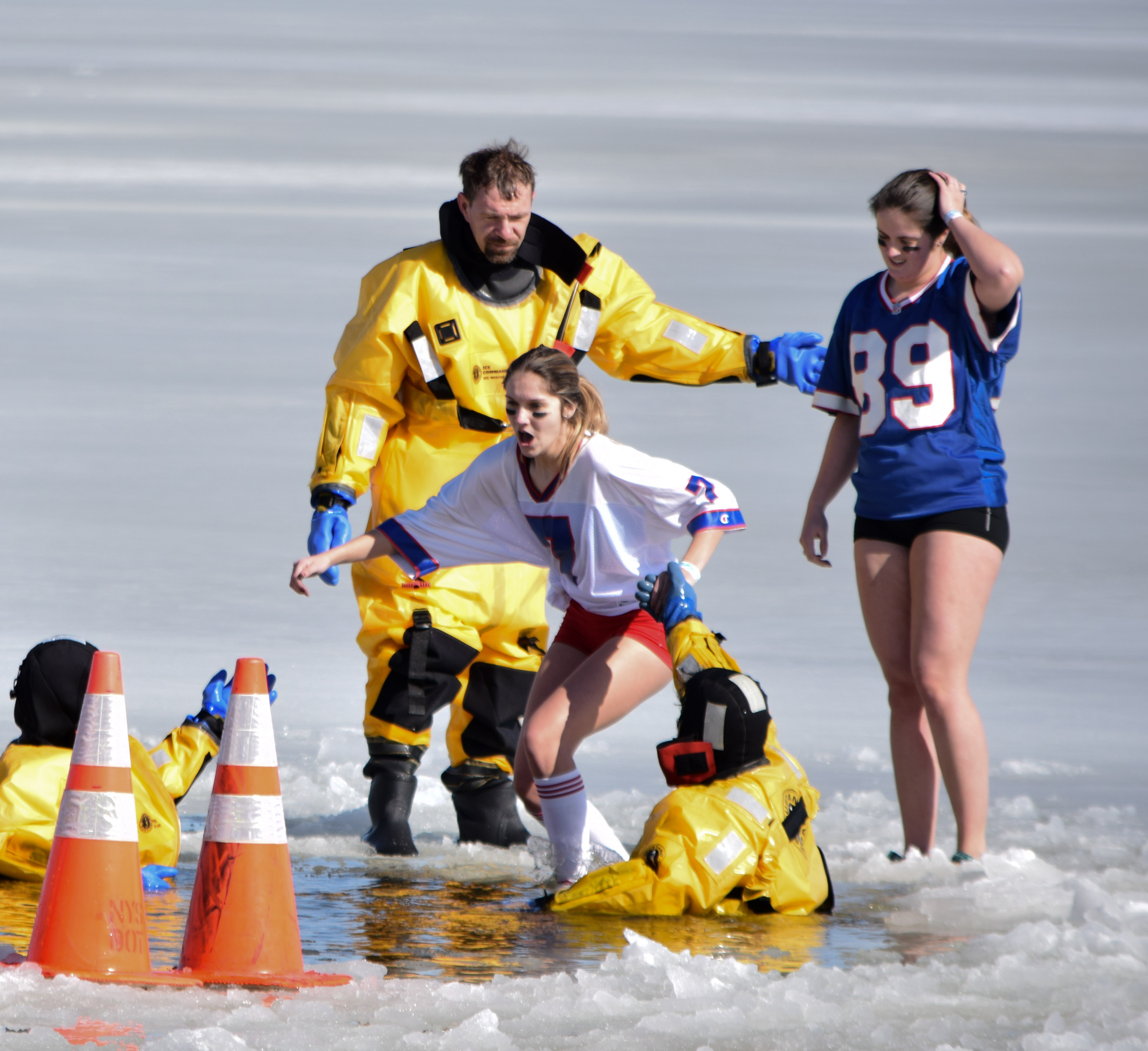 Polar Plunge Held During Winter Festival | News, Sports, Jobs - Post ...